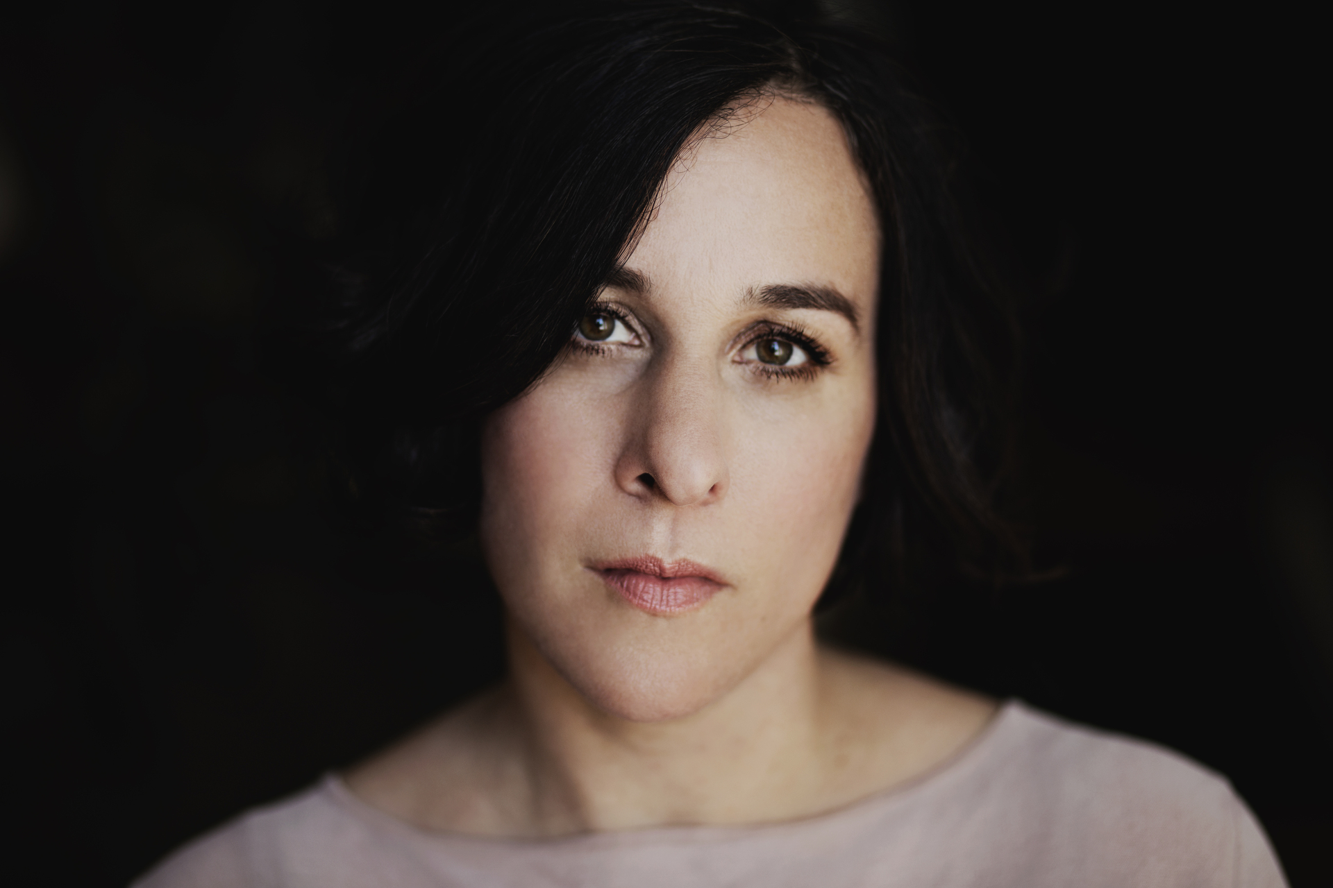 Lisa Bassenge 'Borrowed And Blue' (D/S) im Porgy & Bess - Jazz & Music Club
